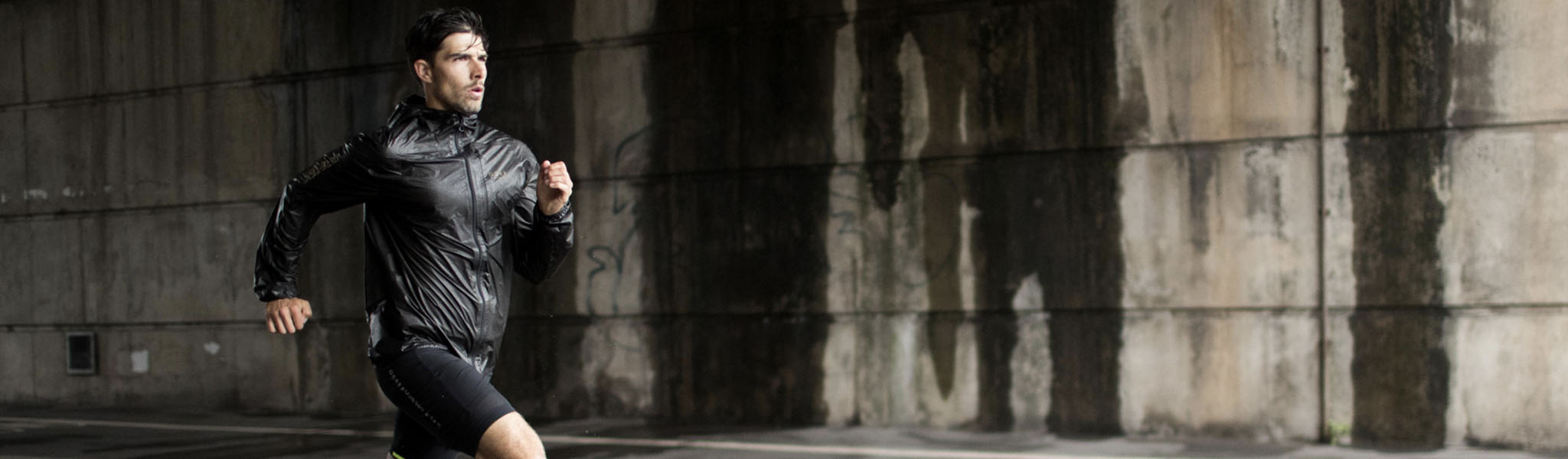 What to Wear Running in the Rain | Runners Need